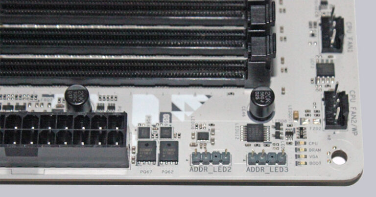 ASRock B650 Steel Legend WiFi AMD AM5 Motherboard Review Layout, design ...